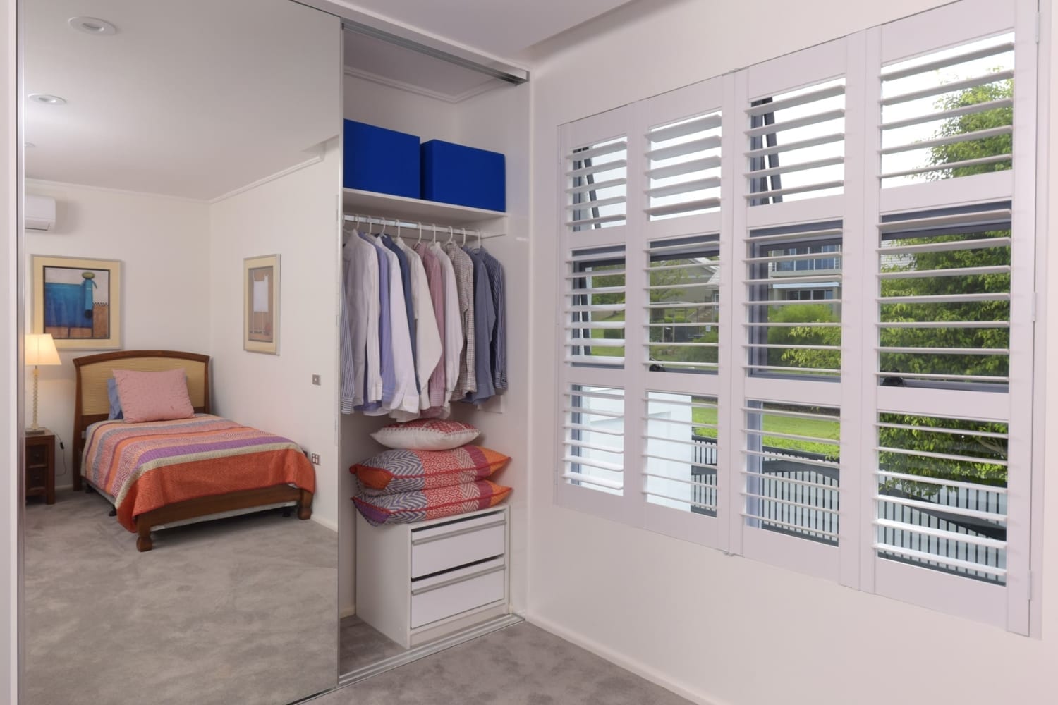 Multistore Versatile Storage Units. - MULTISTORE